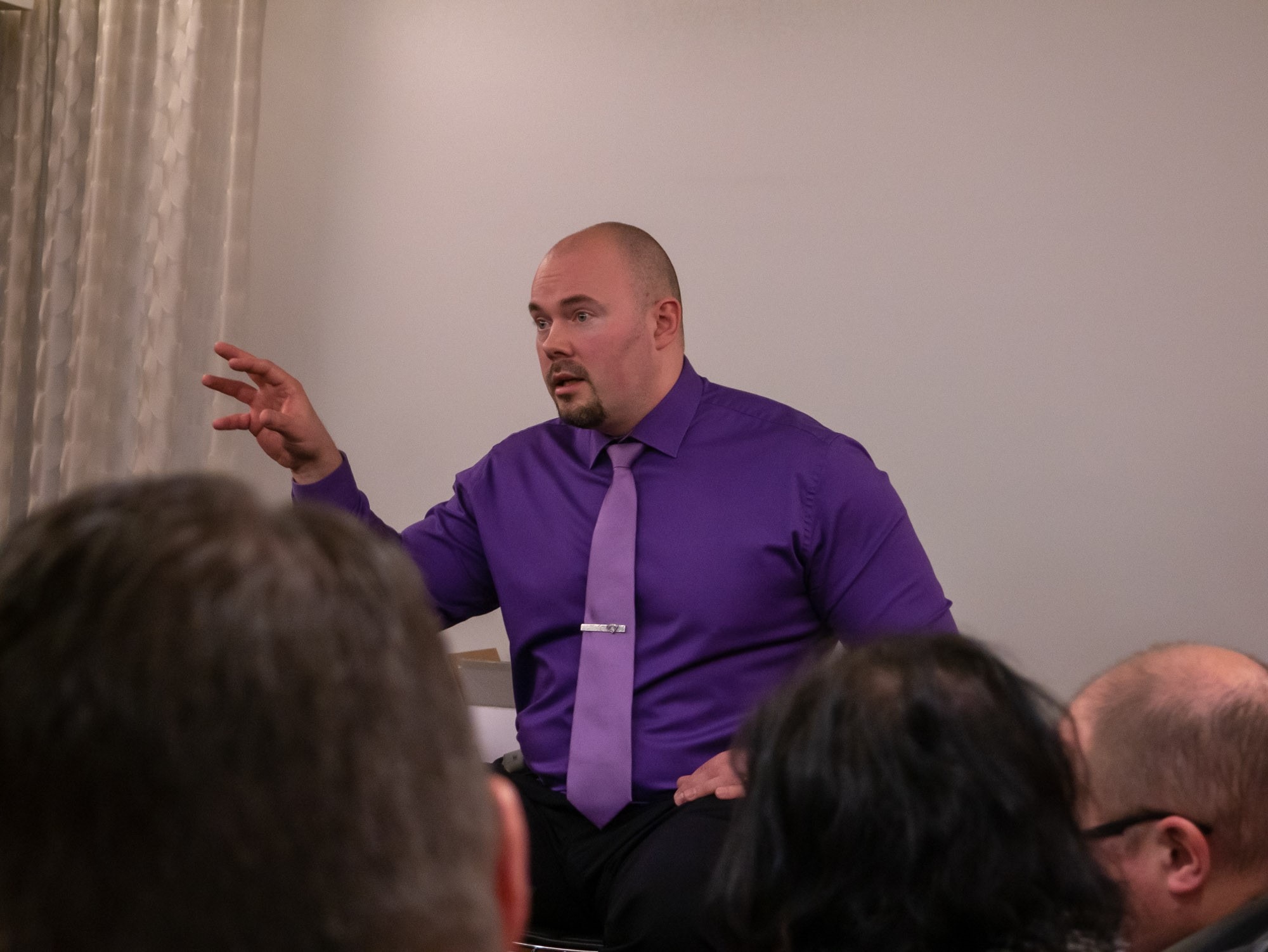 Tänään olen omien tunteideni hallitsija ja pelastan sillä lasteni ...